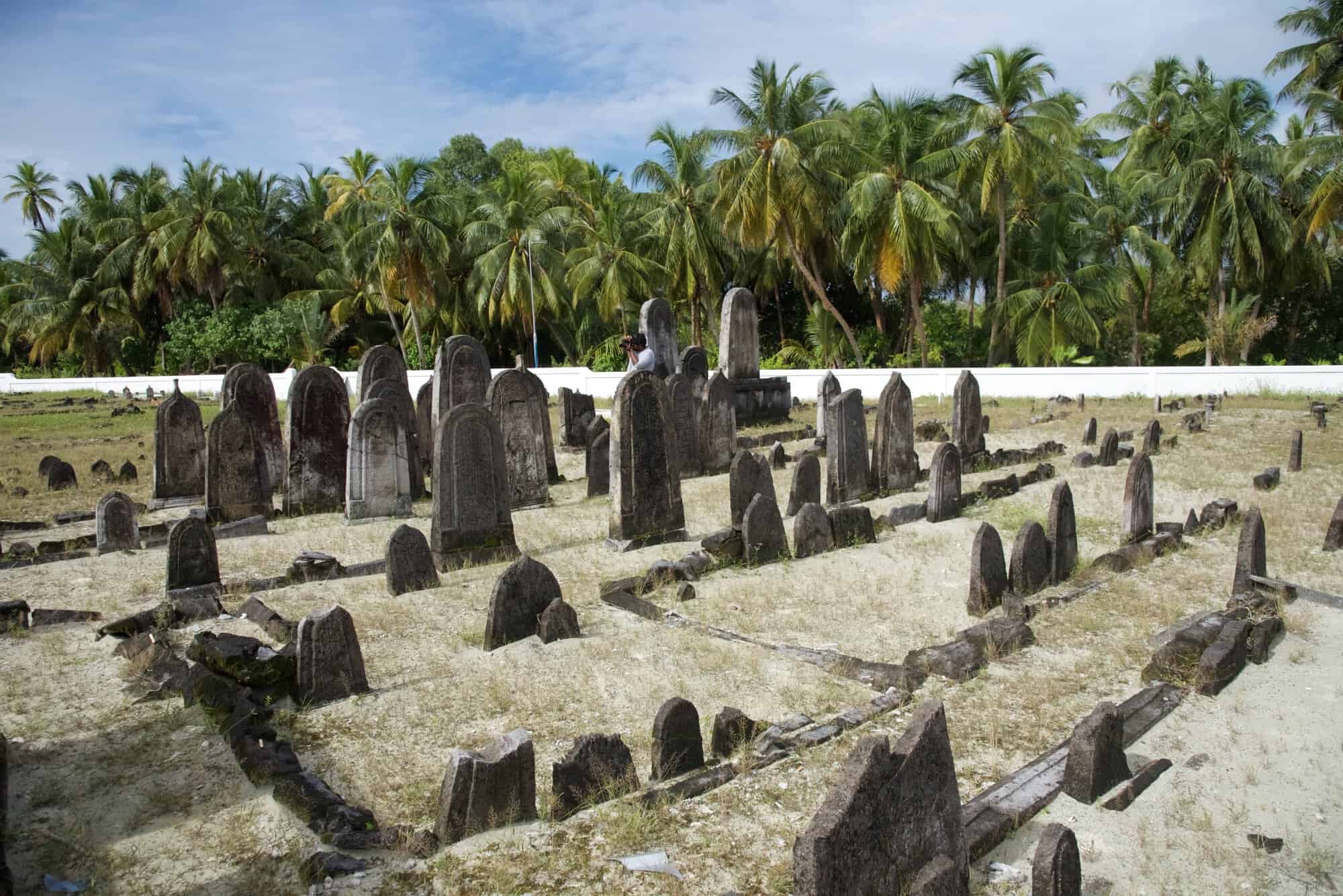 Fieldwork Begins in Addu - Maritime Asia Heritage Survey